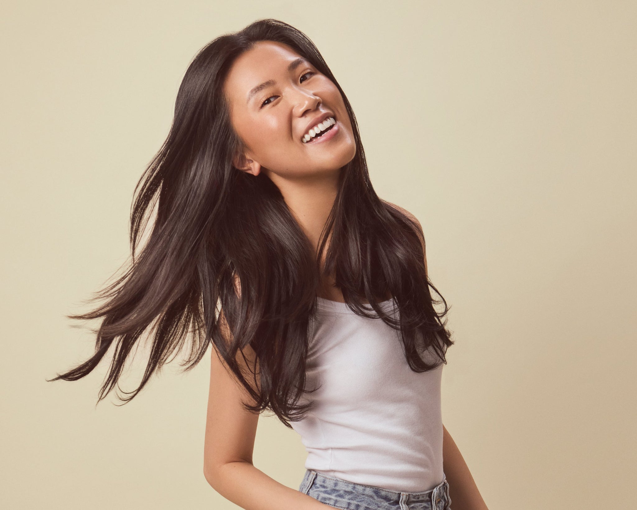 Your Guide To Root Touch-Ups For Blending Hair Extensions
